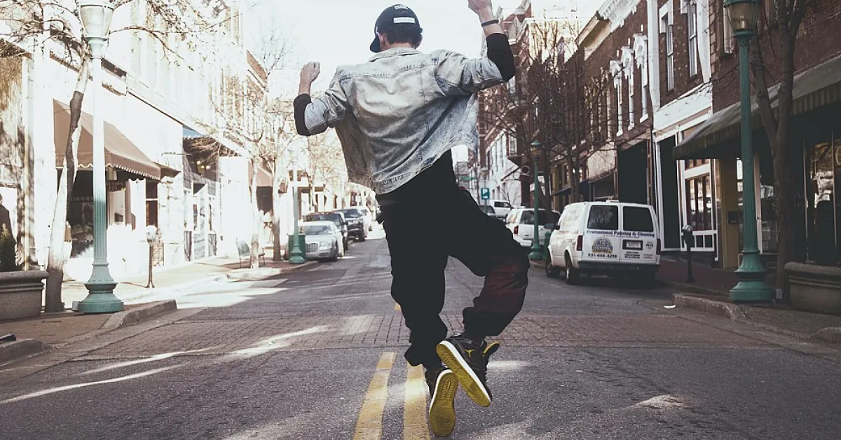 How motivational training for employees shapes employer bran